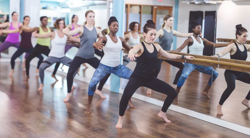 Top 10 Ballet Barre Workout Exercises | Strength and Flexibility - My ...